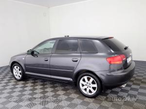 Pelēks Audi A3 2006 Tallina, ar dzinēja tilpumu 2.00 L un nobraukumu 317 tūkst. km par 2299 €, foto 5 vietnē AUTOMOTO.COM.LV