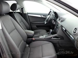 Pelēks Audi A3 2006 Tallina, ar dzinēja tilpumu 2.00 L un nobraukumu 317 tūkst. km par 2299 €, foto 7 vietnē AUTOMOTO.COM.LV