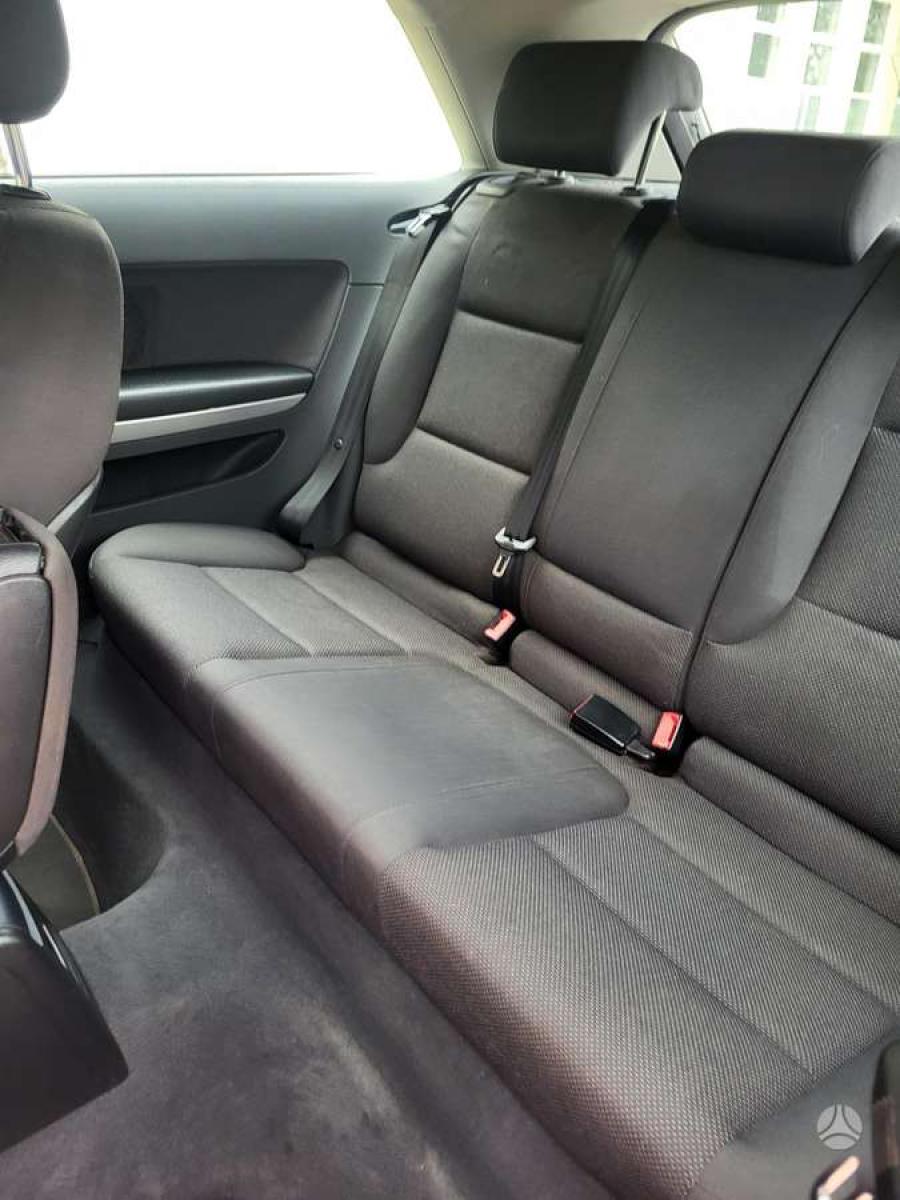 Pelēks Audi A3 2006 Širvintos, ar dzinēja tilpumu 1.90 L un nobraukumu 345 tūkst. km par 1000 €, foto 12 vietnē AUTOMOTO.COM.LV