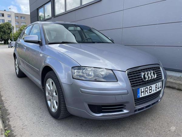 Pelēks Audi A3 2006 Telšiai, ar dzinēja tilpumu 1.97 L un nobraukumu 290 tūkst. km par 3650 €, foto 3 vietnē AUTOMOTO.COM.LV