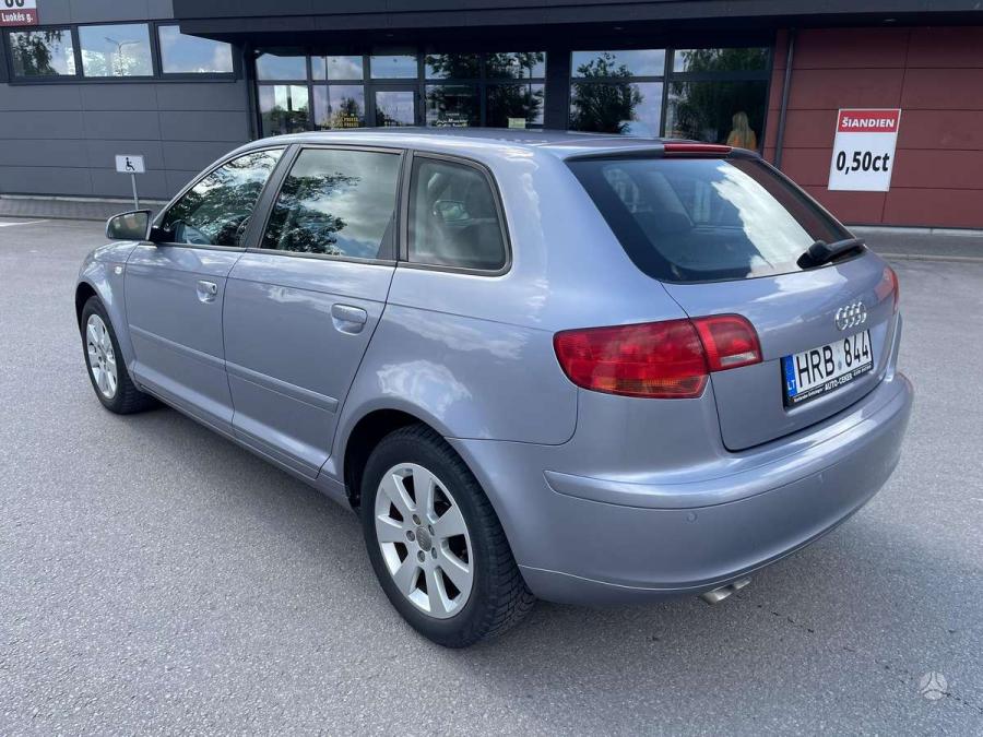 Pelēks Audi A3 2006 Telšiai, ar dzinēja tilpumu 1.97 L un nobraukumu 290 tūkst. km par 3650 €, foto 3 vietnē AUTOMOTO.COM.LV