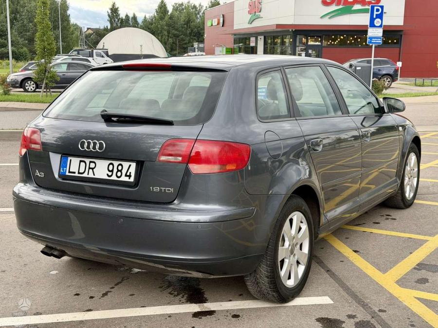 Grey Audi A3 2006 in Vilnius, with an engine capacity of 1.90 L and mileage of 315 thousand km for 2350 €, photo 6 on AUTOMOTO.COM.LV