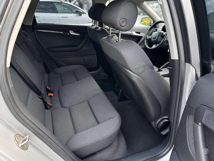 Pelēks Audi A3 2006 Viļņa, ar dzinēja tilpumu 1.97 L un nobraukumu 287 tūkst. km par 1000 €, foto 13 vietnē AUTOMOTO.COM.LV