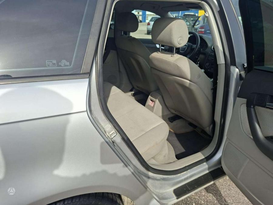 Pelēks Audi A3 2006 Plungė, ar dzinēja tilpumu 1.90 L un nobraukumu 344 tūkst. km par 2650 €, foto 21 vietnē AUTOMOTO.COM.LV