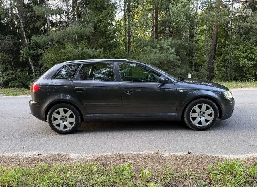 Pelēks Audi A3 2006 Vievis, ar dzinēja tilpumu 2.00 L un nobraukumu 420 tūkst. km par 1400 €, foto 10 vietnē AUTOMOTO.COM.LV