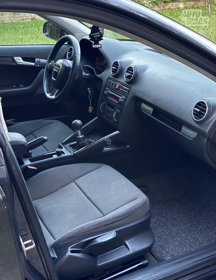 Pelēks Audi A3 2006 Vievis, ar dzinēja tilpumu 2.00 L un nobraukumu 420 tūkst. km par 1400 €, foto 12 vietnē AUTOMOTO.COM.LV