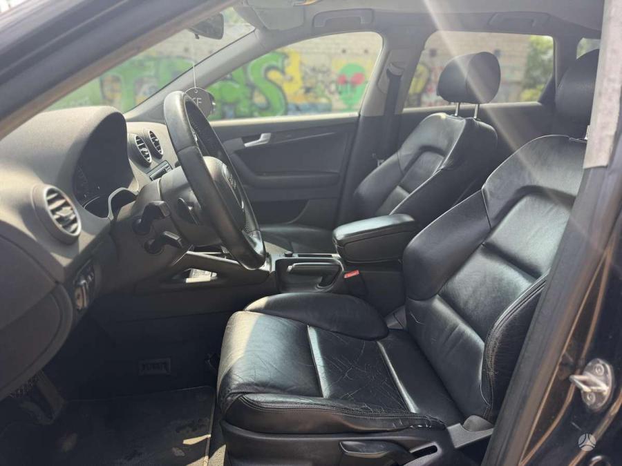 Pelēks Audi A3 2006 Kauņa, ar dzinēja tilpumu 1.97 L un nobraukumu 350 tūkst. km par 2399 €, foto 7 vietnē AUTOMOTO.COM.LV