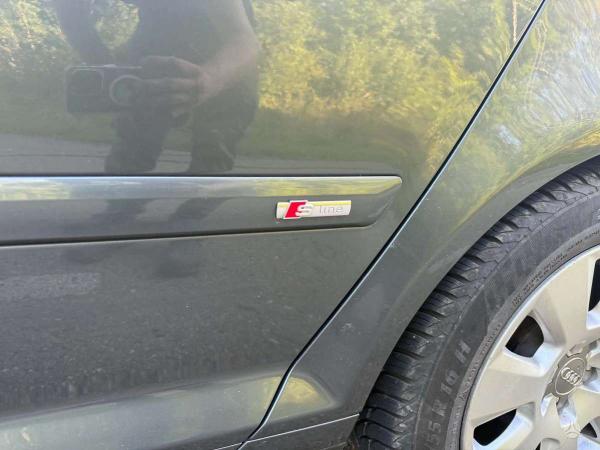 Pelēks Audi A3 2006 Viļņa, ar dzinēja tilpumu 2.00 L un nobraukumu 220 tūkst. km par 2500 €, foto 9 vietnē AUTOMOTO.COM.LV