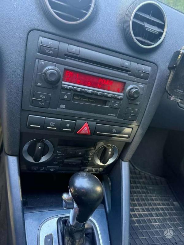 Pelēks Audi A3 2006 Viļņa, ar dzinēja tilpumu 2.00 L un nobraukumu 220 tūkst. km par 2500 €, foto 10 vietnē AUTOMOTO.COM.LV