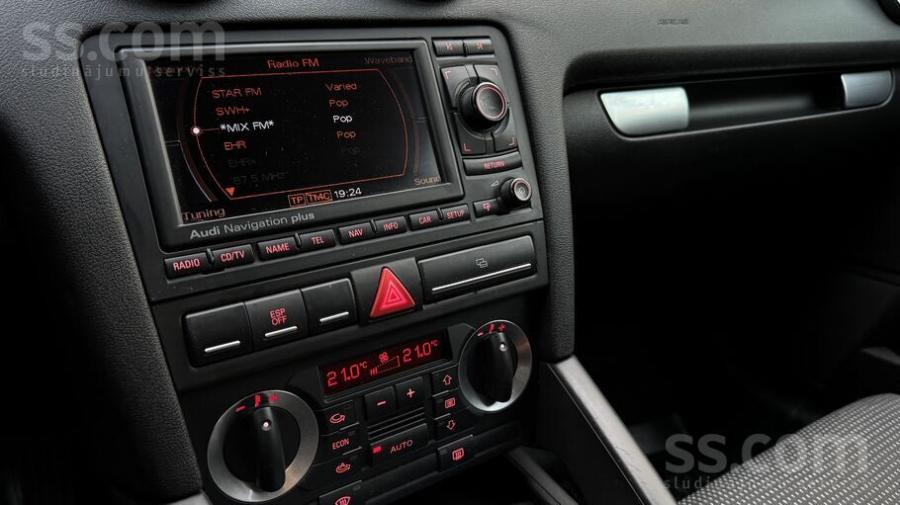 Pelēks Audi A3 2006 Rīga, ar dzinēja tilpumu 2.00 L un nobraukumu 310 tūkst. km par 2950 €, foto 24 vietnē AUTOMOTO.COM.LV