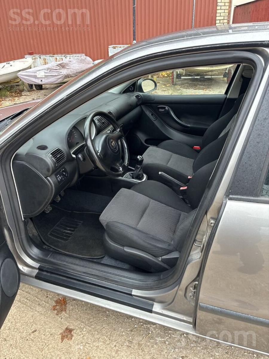 Pelēks Audi A3 2006 Rīga, ar dzinēja tilpumu 1.90 L un nobraukumu 271 tūkst. km par 2500 €, foto 16 vietnē AUTOMOTO.COM.LV