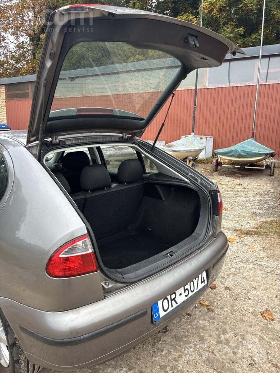 Pelēks Audi A3 2006 Rīga, ar dzinēja tilpumu 1.90 L un nobraukumu 271 tūkst. km par 2500 €, foto 22 vietnē AUTOMOTO.COM.LV