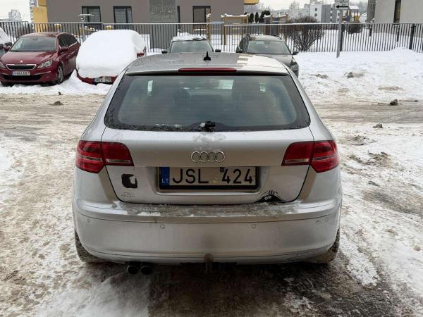 Pelēks Audi A3 2007 Viļņa, ar dzinēja tilpumu 1.97 L un nobraukumu 310 tūkst. km par 2900 €, foto 9 vietnē AUTOMOTO.COM.LV