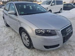 Grey Audi A3 2007 in Utena, with an engine capacity of 1.39 L and mileage of 226 thousand km for 2250 €, photo 5 on AUTOMOTO.COM.LV