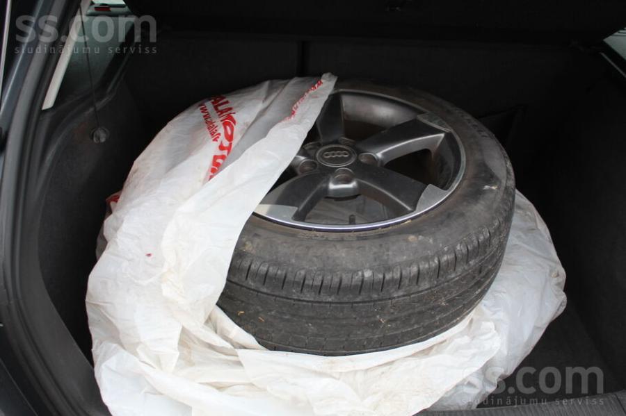 Grey Audi A3 2007 in Liepaja, with an engine capacity of 2.00 L and mileage of 265 thousand km for 3500 €, photo 6 on AUTOMOTO.COM.LV