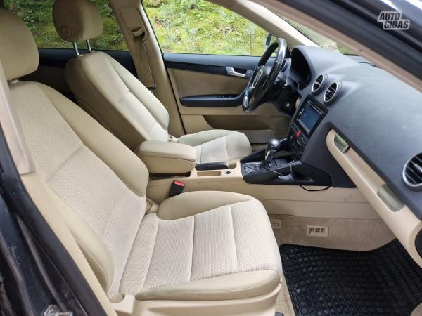 Pelēks Audi A3 2007 Ignalina, ar dzinēja tilpumu 2.00 L un nobraukumu 400 tūkst. km par 2650 €, foto 6 vietnē AUTOMOTO.COM.LV