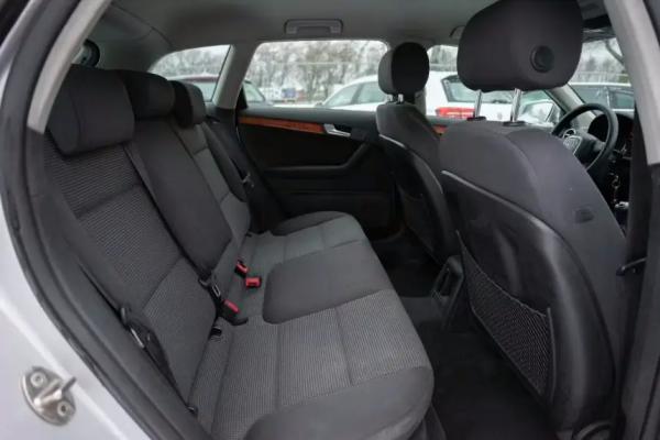 Grey Audi A3 2007 in Liepaja, with an engine capacity of 1.90 L and mileage of 205 thousand km for 4200 €, photo 10 on AUTOMOTO.COM.LV