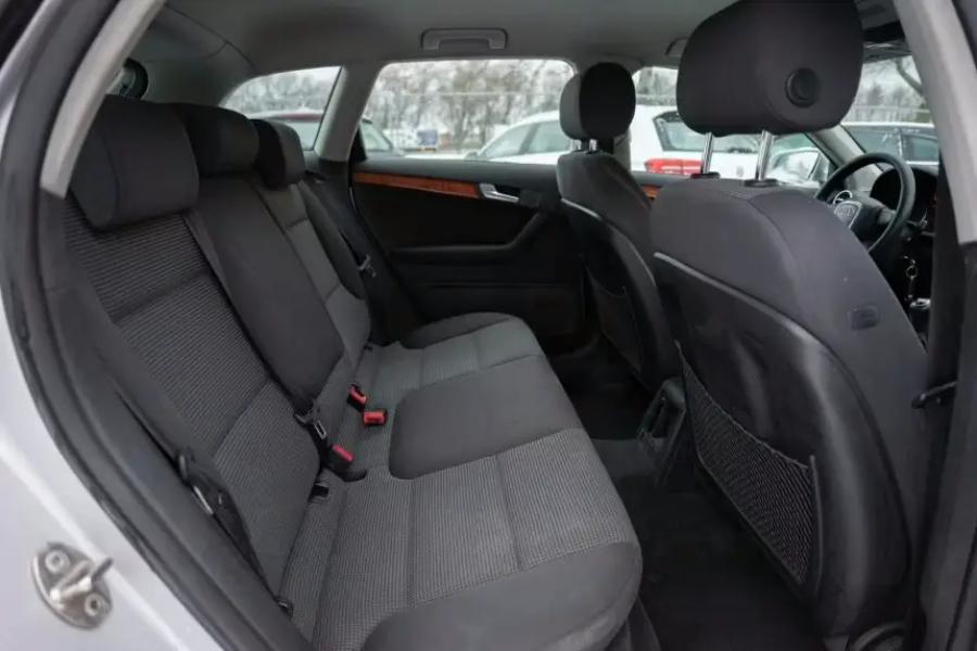 Pelēks Audi A3 2007 Liepāja, ar dzinēja tilpumu 1.90 L un nobraukumu 205 tūkst. km par 4200 €, foto 11 vietnē AUTOMOTO.COM.LV