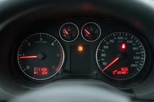 Pelēks Audi A3 2007 Liepāja, ar dzinēja tilpumu 1.90 L un nobraukumu 205 tūkst. km par 4200 €, foto 13 vietnē AUTOMOTO.COM.LV