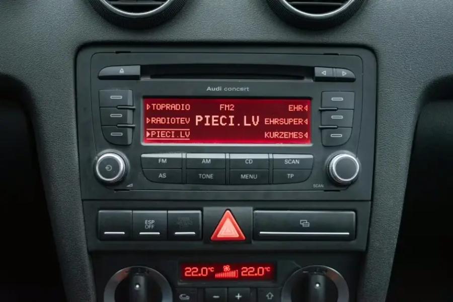 Pelēks Audi A3 2007 Liepāja, ar dzinēja tilpumu 1.90 L un nobraukumu 205 tūkst. km par 4200 €, foto 15 vietnē AUTOMOTO.COM.LV