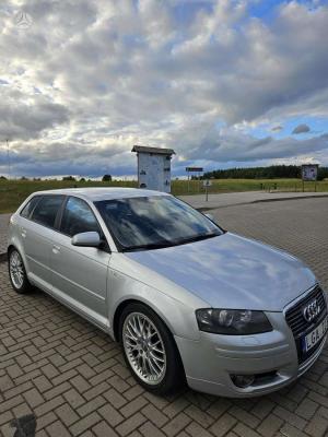 Grey Audi A3 2007 in Lazdijai, with an engine capacity of 1.97 L and mileage of 300 thousand km for 2800 €, photo 3 on AUTOMOTO.COM.LV