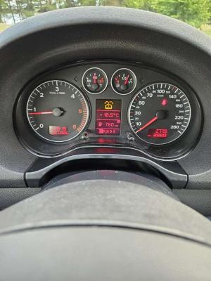 Grey Audi A3 2007 in Lazdijai, with an engine capacity of 1.97 L and mileage of 300 thousand km for 2800 €, photo 14 on AUTOMOTO.COM.LV