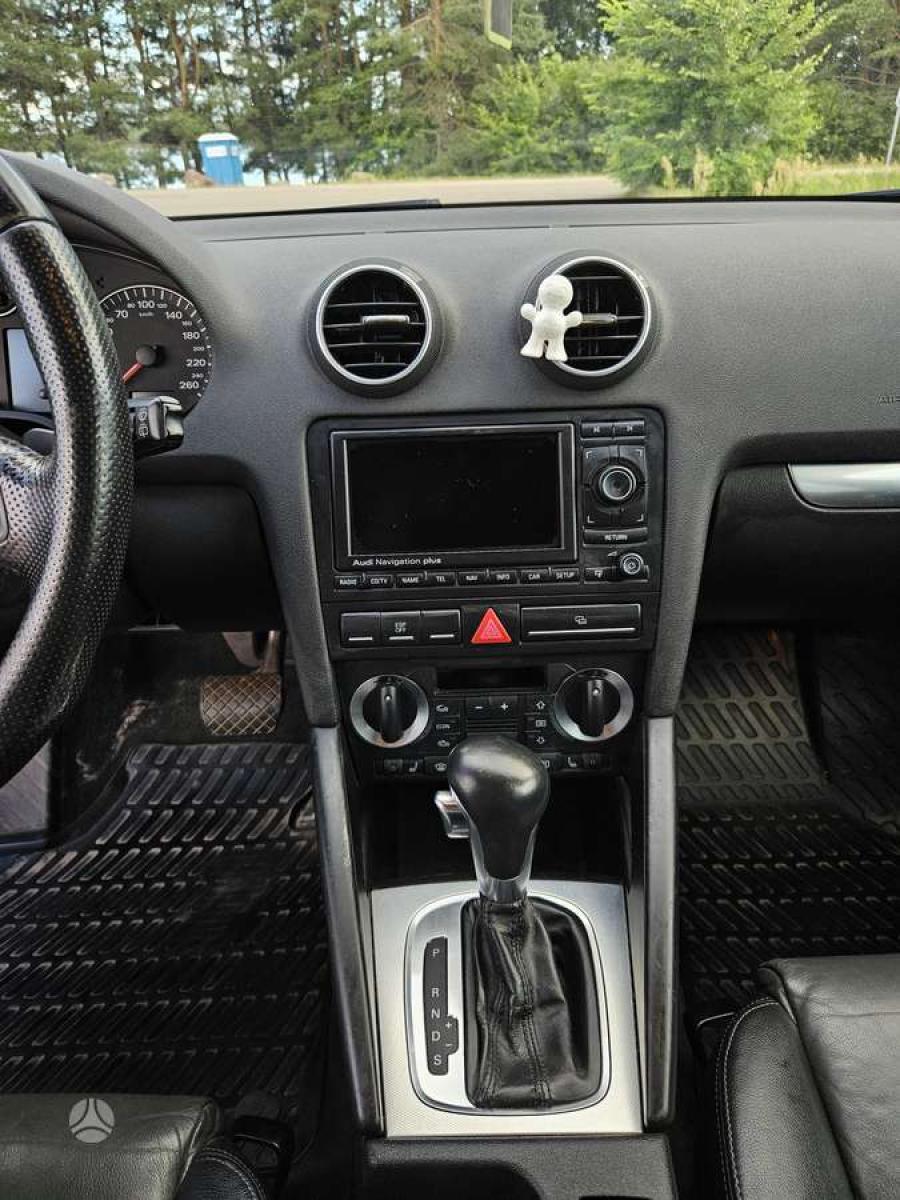 Grey Audi A3 2007 in Lazdijai, with an engine capacity of 1.97 L and mileage of 300 thousand km for 2800 €, photo 15 on AUTOMOTO.COM.LV
