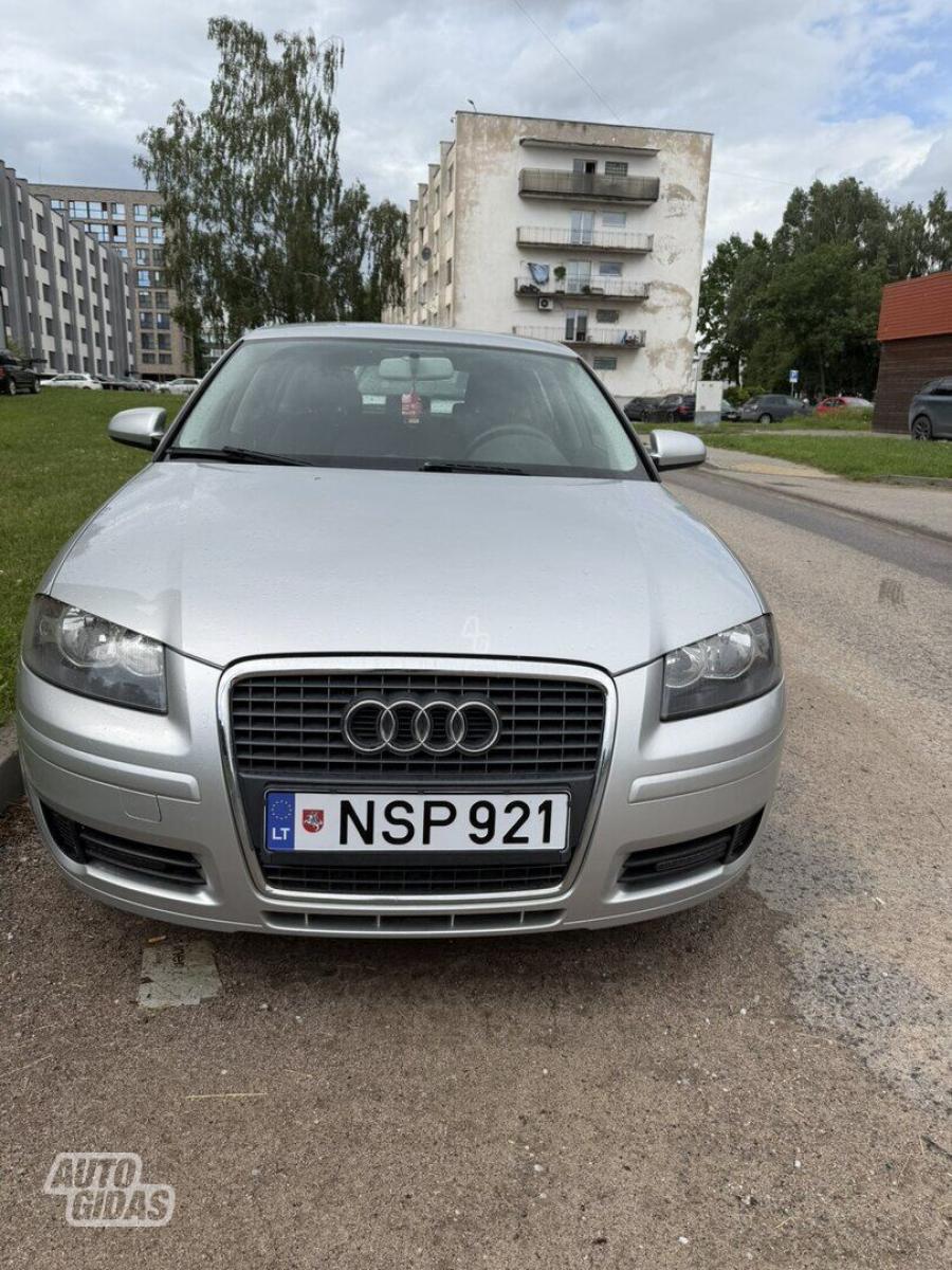 Pelēks Audi A3 2007 Kauņa, ar dzinēja tilpumu 1.60 L un nobraukumu 268 tūkst. km par 3000 €, foto 1 vietnē AUTOMOTO.COM.LV