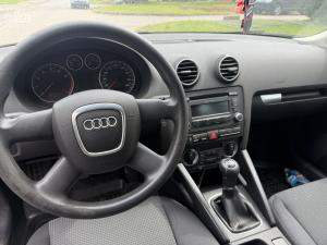 Pelēks Audi A3 2007 Kauņa, ar dzinēja tilpumu 1.60 L un nobraukumu 268 tūkst. km par 3000 €, foto 6 vietnē AUTOMOTO.COM.LV