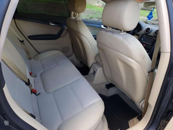 Pelēks Audi A3 2007 Ignalina, ar dzinēja tilpumu 1.97 L un nobraukumu 401 tūkst. km par 2600 €, foto 9 vietnē AUTOMOTO.COM.LV
