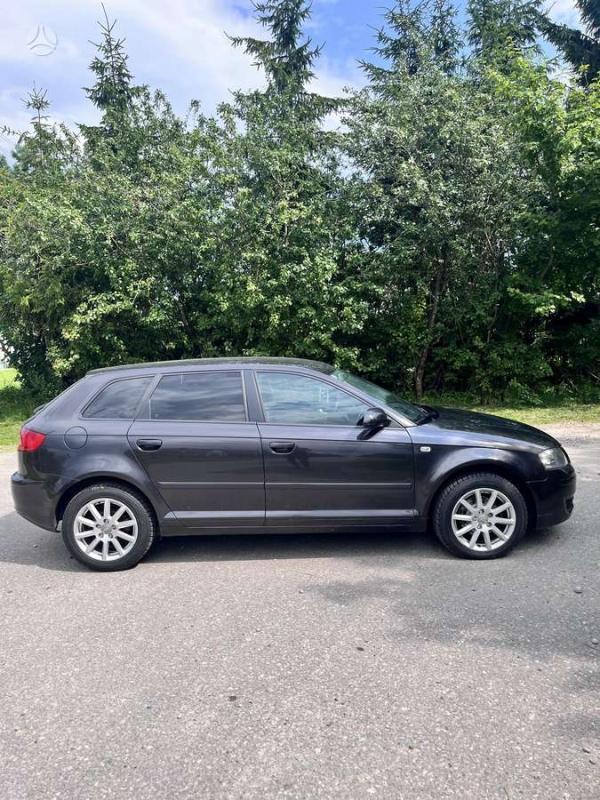Pelēks Audi A3 2007 Viļņa, ar dzinēja tilpumu 1.90 L un nobraukumu 301 tūkst. km par 2600 €, foto 5 vietnē AUTOMOTO.COM.LV