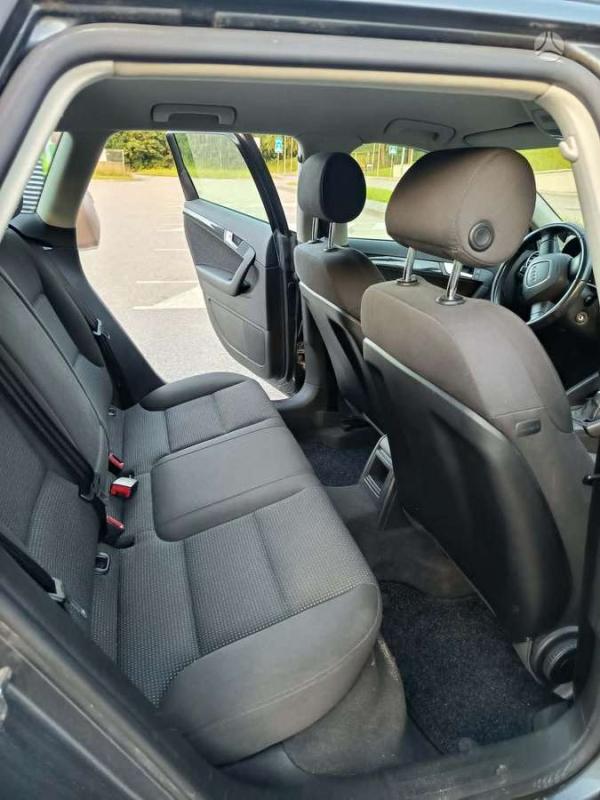 Grey Audi A3 2007 in Klaipeda, with an engine capacity of 1.60 L and mileage of 254 thousand km for 1900 €, photo 5 on AUTOMOTO.COM.LV