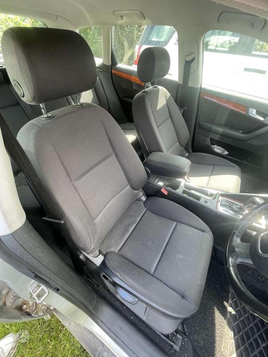 Grey Audi A3 2007 in Kaunas, with an engine capacity of 0.00 L and mileage of 244 thousand km for 1300 €, photo 10 on AUTOMOTO.COM.LV