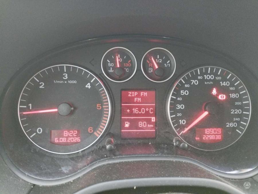 Pelēks Audi A3 2007 Viļņa, ar dzinēja tilpumu 2.00 L un nobraukumu 229 tūkst. km par 3950 €, foto 16 vietnē AUTOMOTO.COM.LV
