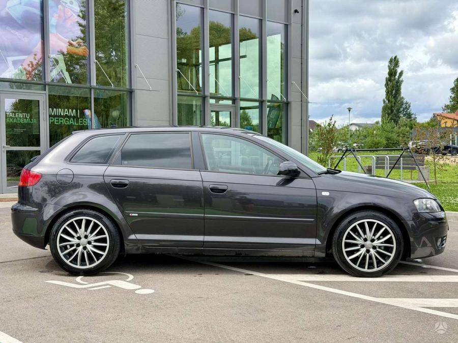 Pelēks Audi A3 2007 Viļņa, ar dzinēja tilpumu 1.97 L un nobraukumu 250 tūkst. km par 3500 €, foto 3 vietnē AUTOMOTO.COM.LV
