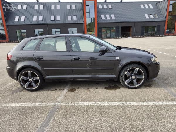 Ауди А3 2007 в Клайпеда на AUTOMOTO.COM.LV Серый Ауди А3 2007 в Клайпеда, объемом двигателя 1.90 л и пробегом 341 тыс. км за 2400 €, фото 4 на AUTOMOTO.COM.LV