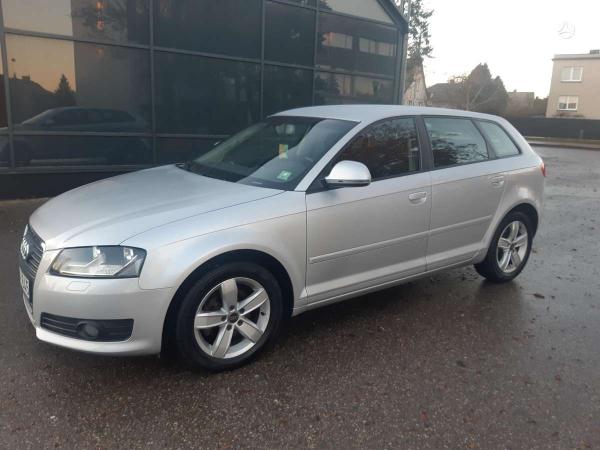 Pelēks Audi A3 2008 Kauņa, ar dzinēja tilpumu 1.60 L un nobraukumu 200 tūkst. km par 4400 €, foto 1 vietnē AUTOMOTO.COM.LV