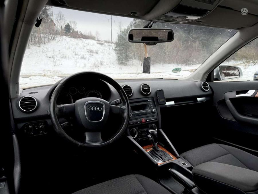 Grey Audi A3 2008 in Vilnius, with an engine capacity of 1.90 L and mileage of 288 thousand km for 3900 €, photo 10 on AUTOMOTO.COM.LV