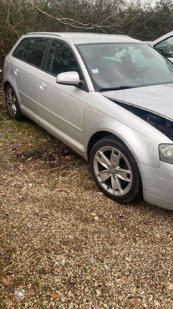 Grey Audi A3 2008 in Taurage, with an engine capacity of 2.00 L and mileage of 278 thousand km for 1750 €, photo 5 on AUTOMOTO.COM.LV