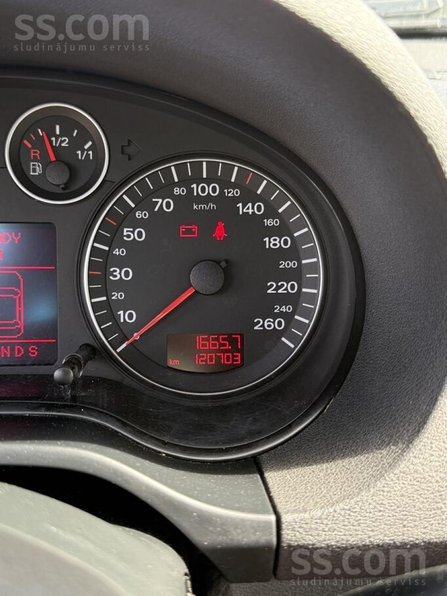 Grey Audi A3 2008 in Riga, with an engine capacity of 1.80 L and mileage of 120 thousand km for 5000 €, photo 11 on AUTOMOTO.COM.LV