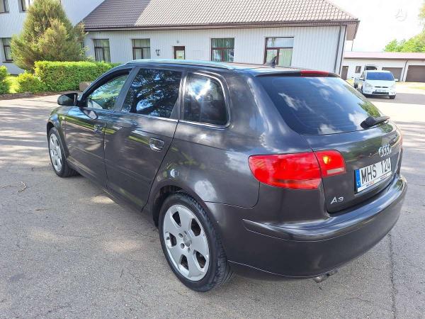 Grey Audi A3 2008 in Kelme, with an engine capacity of 2.00 L and mileage of 330 thousand km for 2450 €, photo 4 on AUTOMOTO.COM.LV