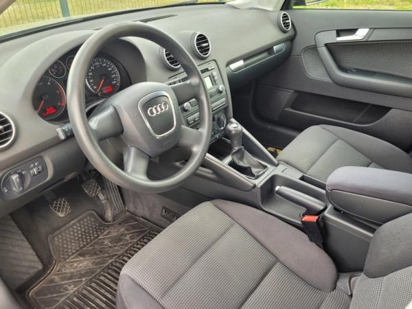 Pelēks Audi A3 2008 Rīga, ar dzinēja tilpumu 1.90 L un nobraukumu 250 tūkst. km par 4900 €, foto 5 vietnē AUTOMOTO.COM.LV