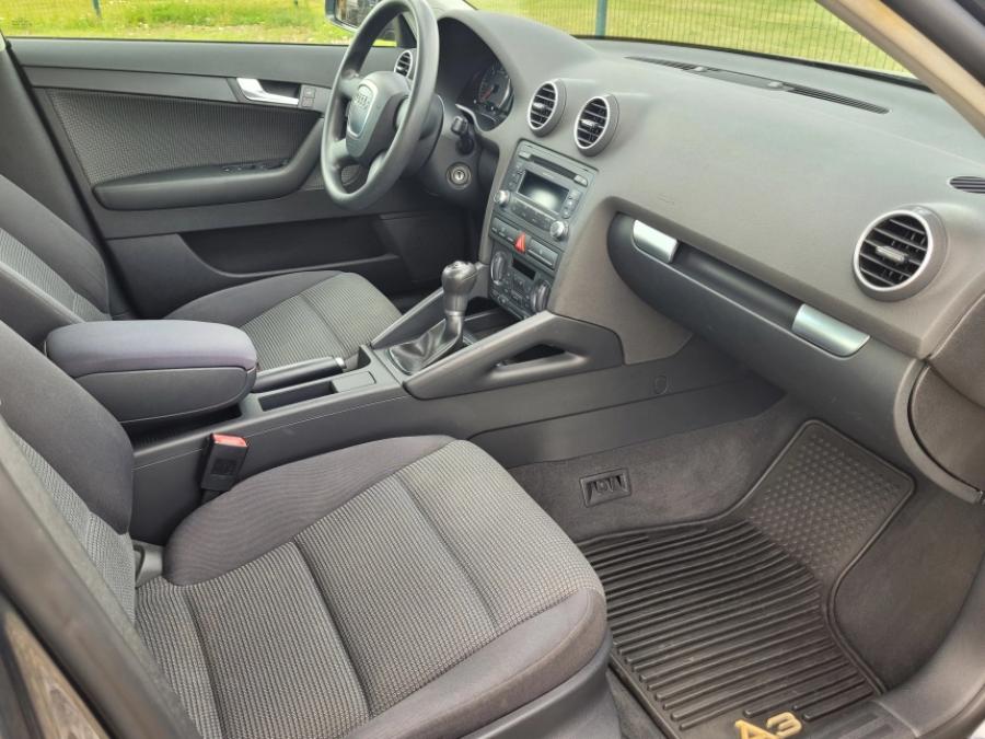 Grey Audi A3 2008 in Riga, with an engine capacity of 1.90 L and mileage of 250 thousand km for 4900 €, photo 16 on AUTOMOTO.COM.LV
