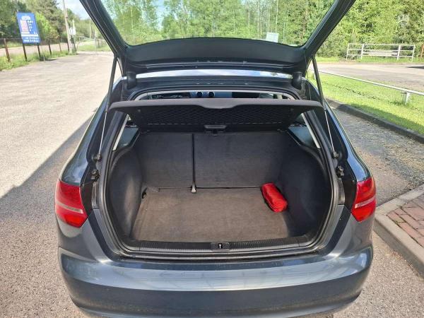 Pelēks Audi A3 2008 Utena, ar dzinēja tilpumu 1.97 L un nobraukumu 270 tūkst. km par 3500 €, foto 8 vietnē AUTOMOTO.COM.LV