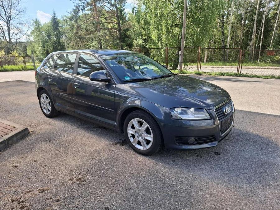 Pelēks Audi A3 2008 Utena, ar dzinēja tilpumu 1.97 L un nobraukumu 270 tūkst. km par 3500 €, foto 15 vietnē AUTOMOTO.COM.LV