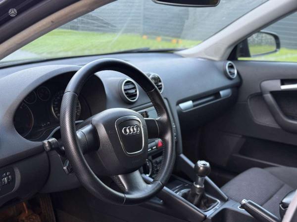 Pelēks Audi A3 2008 Viļņa, ar dzinēja tilpumu 2.00 L un nobraukumu 285 tūkst. km par 3350 €, foto 9 vietnē AUTOMOTO.COM.LV