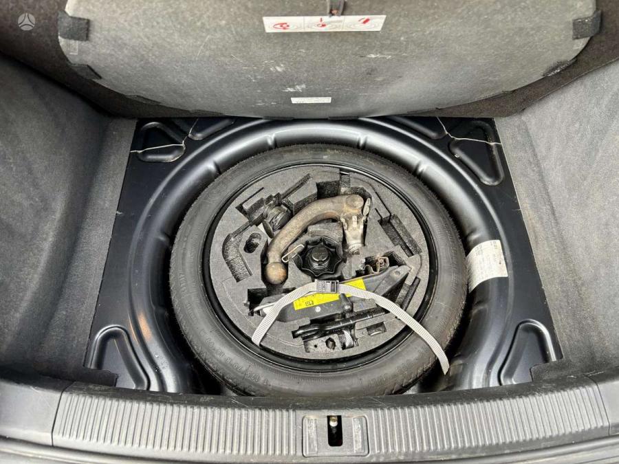 Grey Audi A3 2008 in Kaunas, with an engine capacity of 1.90 L and mileage of 281 thousand km for 3250 €, photo 17 on AUTOMOTO.COM.LV