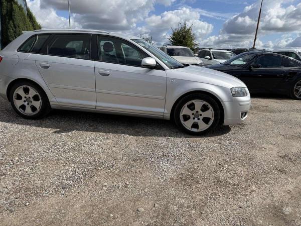 Grey Audi A3 2008 in Jurbarkas, with an engine capacity of 1.97 L and mileage of 230 thousand km for 2850 €, photo 4 on AUTOMOTO.COM.LV