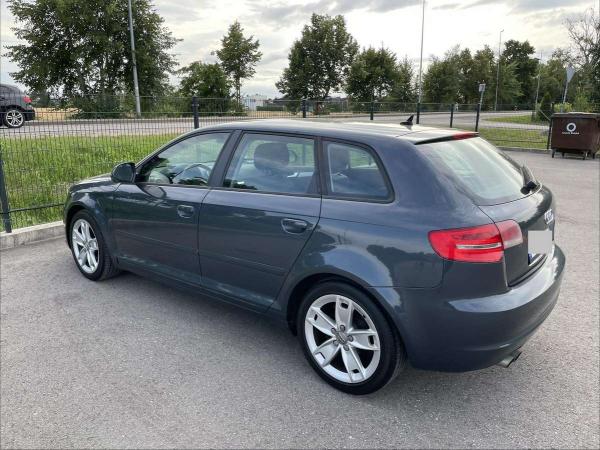 Pelēks Audi A3 2008 Kauņa, ar dzinēja tilpumu 1.97 L un nobraukumu 296 tūkst. km par 2850 €, foto 4 vietnē AUTOMOTO.COM.LV