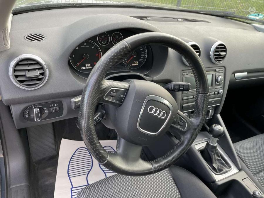 Grey Audi A3 2008 in Kaunas, with an engine capacity of 1.97 L and mileage of 296 thousand km for 2850 €, photo 6 on AUTOMOTO.COM.LV